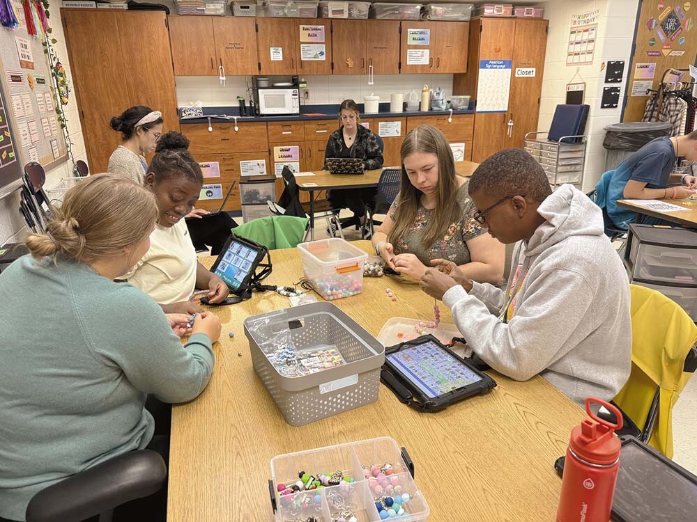 Crafting success: IU13 bazaar will showcase student talents! - IU13